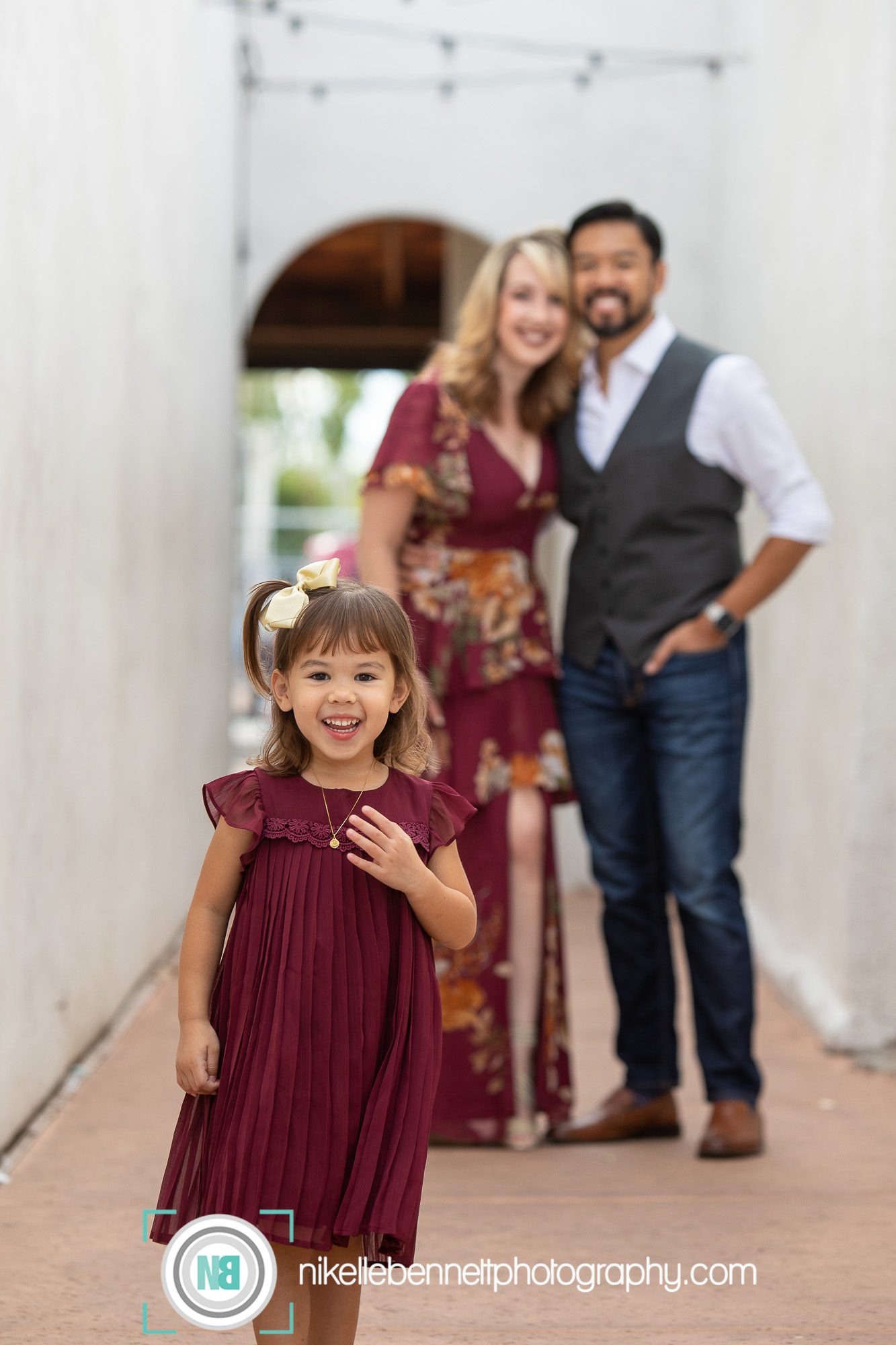 Family Photography – Downtown Gilbert » Nikelle Bennett Photography